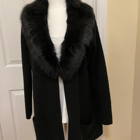 metric | Sweaters | Removable Faux Fur Collar Sweater Topper | Poshmark